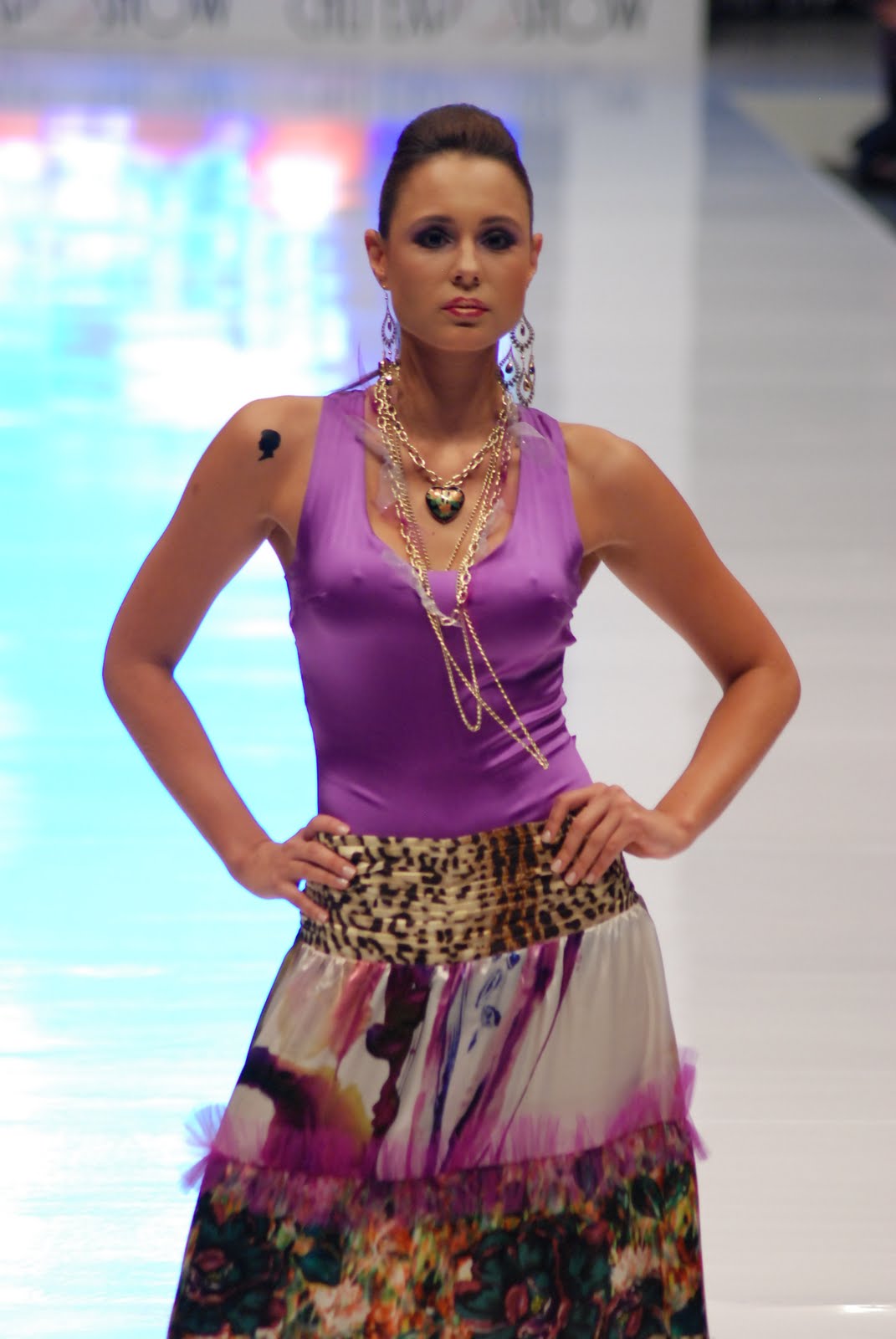 Belleza y Moda Colombia: Pasarela INFASHION "ANA CAROLINA VALENCIA"