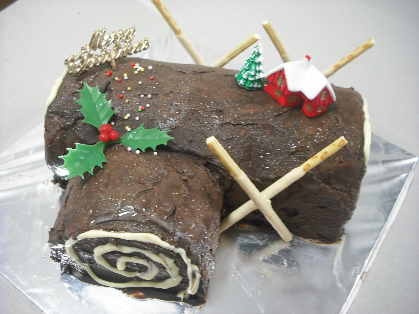 hungerpangs: Christmas Baking - Log Cakes