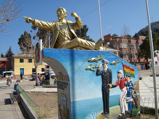 LOST IN PEROU: La Paz et le catch bolivien