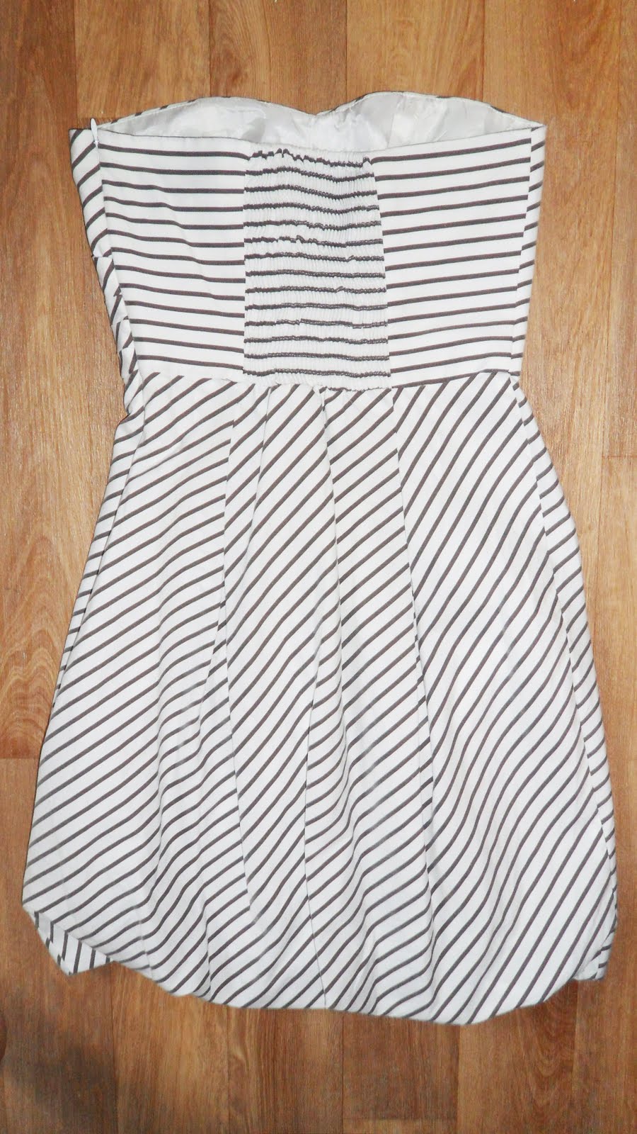 Le Vide Dressing de Jessie: Robe Marin Bustier Zara Taille S