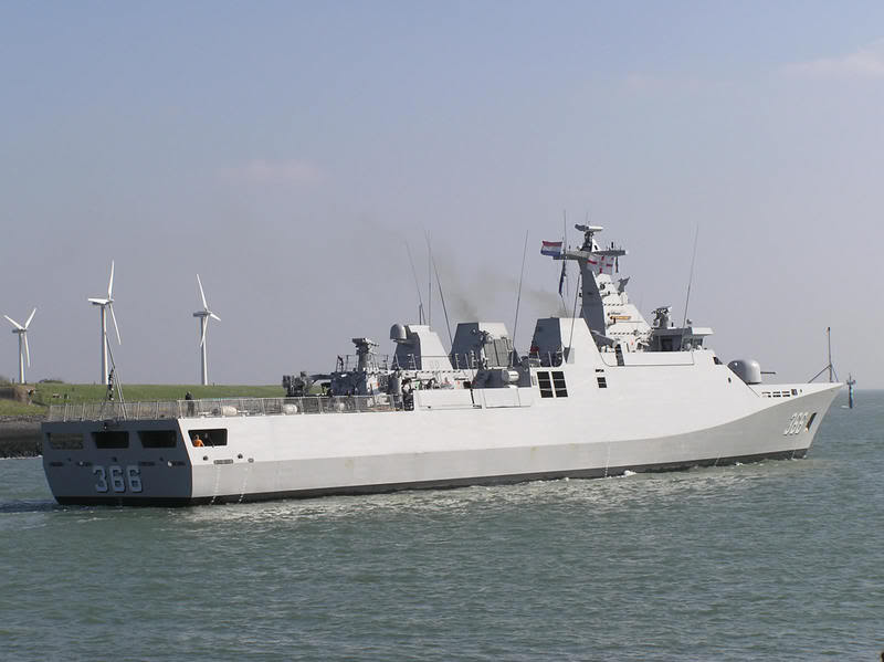 KRI Hasanuddin ~ INDONESIA DAN DUNIA