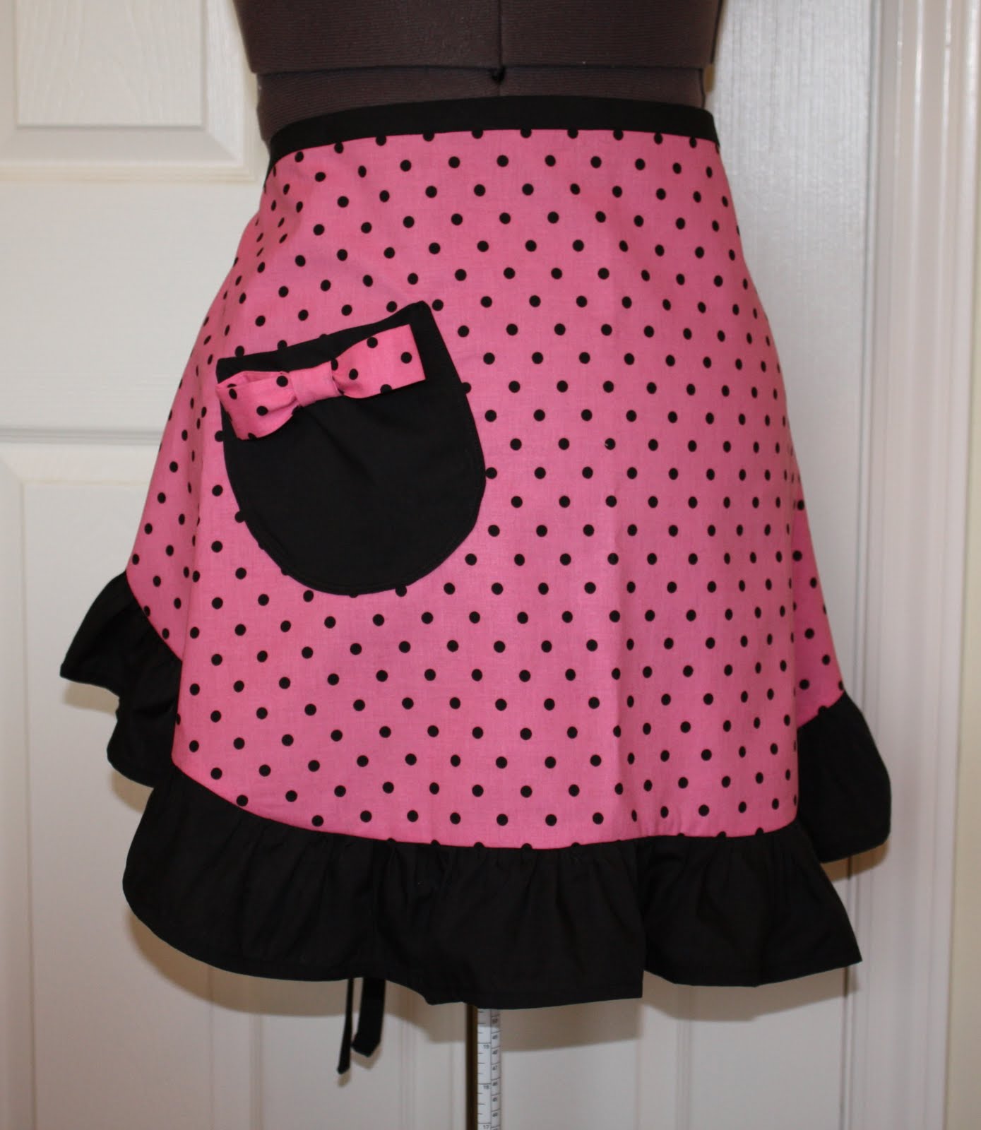 Thimbles, Bobbins, Paper and Ink: Polka Dot Pretties Apron Swap