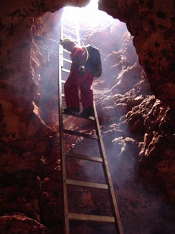O CASO DOS EXPLORADORES DE CAVERNAS: defesa dos acusados da morte de ...