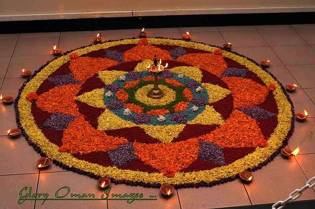 Onam Pookalam Designs Photos and Ideas 2012: Onam,Pookalam,Aththa-Poo ...