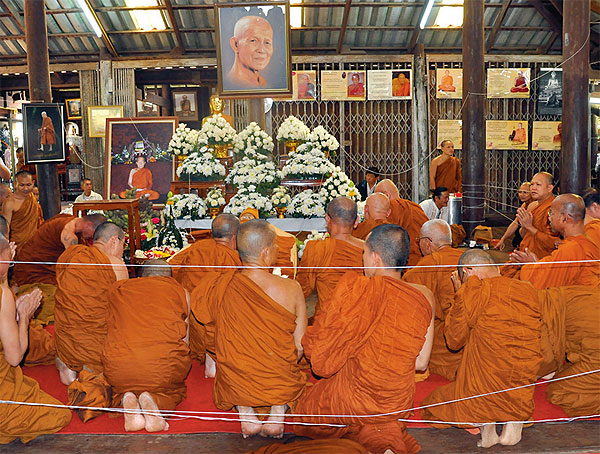 Budsas: Luangtah Maha Bua Yannasampanno (1913-2011)