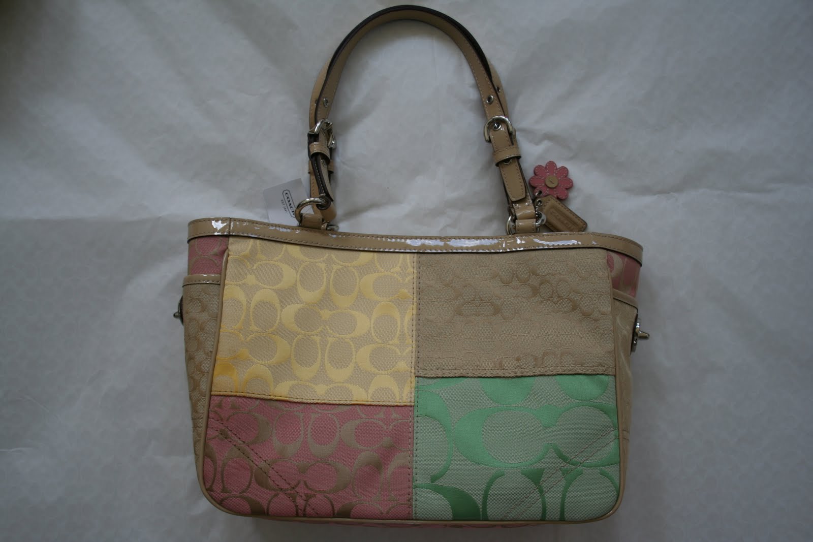 Luxury Bags For Sale: NWT Coach Signature Patchwork Tote - #14868