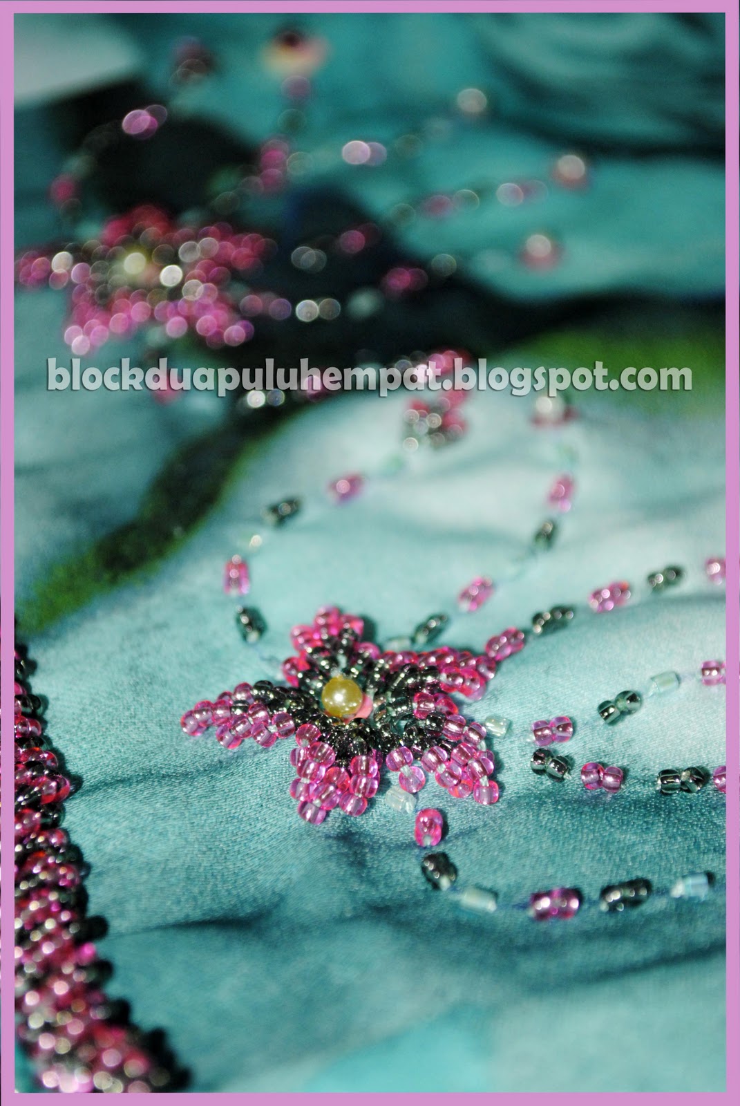 Jahitan manik yang indah bermula dari hati...: