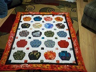 Inch Worm Fabrics: Ginger Jar Quilt