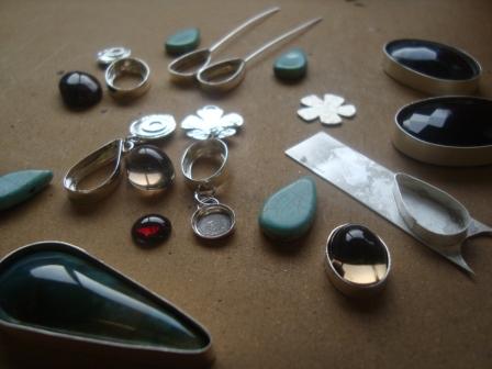 Joanne Tinley Jewellery: Tutorial Tuesday - bezel setting tips