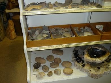 Billco's Outdoors: Moab Utah Rock Shop