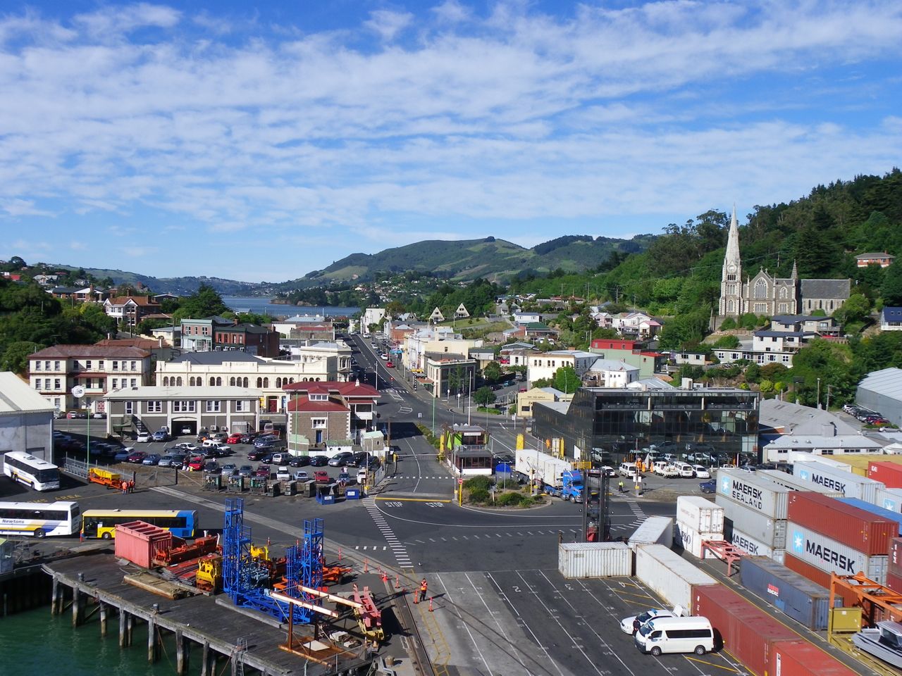msVolendam - 16 days NZ: Charming Port Chalmers……