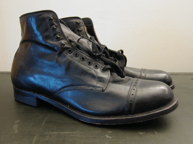 1930's Cap Toe Work Boots ~ Rivet Head