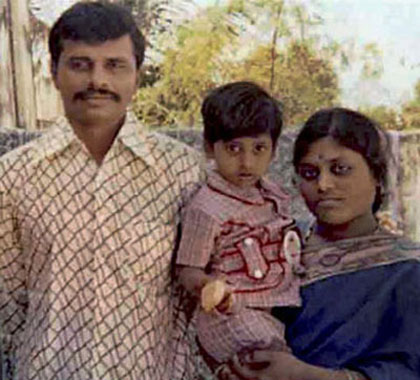 Yeduguri Sandinti Rajasekhara Reddy Biography (YSR) | ๋• ๋• ๋•దేశ ...