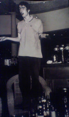 oasisblues: Oasis Fred Perry Milan, England