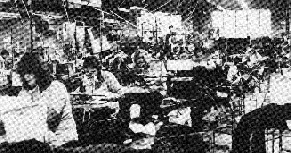 RETRO DUNDEE: INSIDE THE LEVI FACTORY - 1980'S