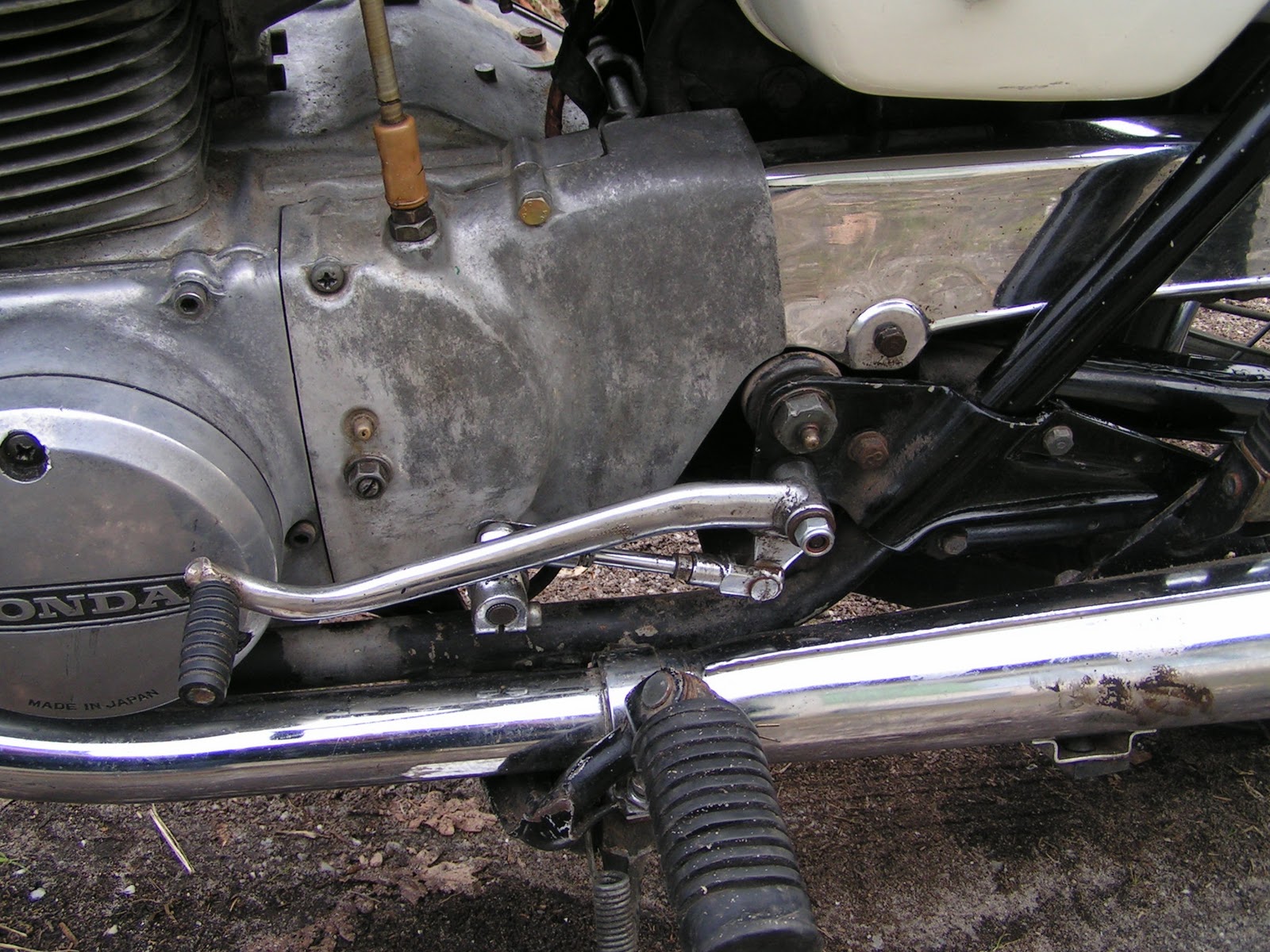 Restauration HONDA CB 350 K1 de 1969: 26 décembre 2010 : la voilà