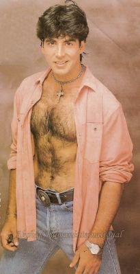 Shirtless Bollywood Men: Akshay Kumar