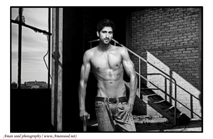 Shirtless Bollywood Men: Akash Nanda