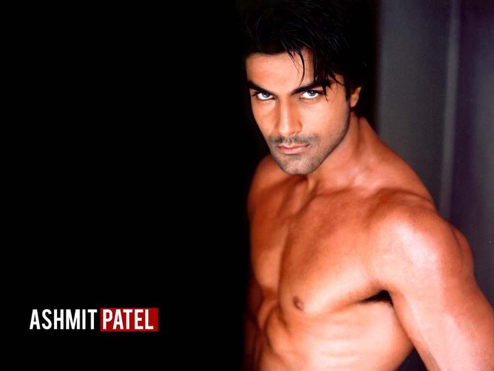 Shirtless Bollywood Men: Ashmit Patel