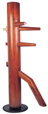 Okinawa Dojo: Wooden Dummy