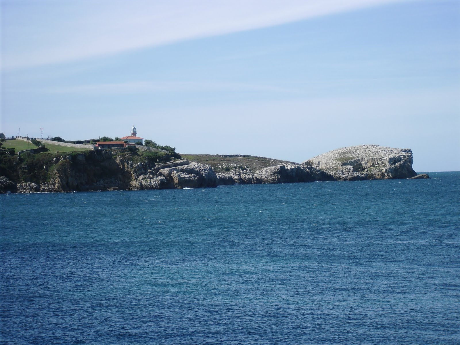 playas y paseos por la costa: CALAS DE CUCHIA