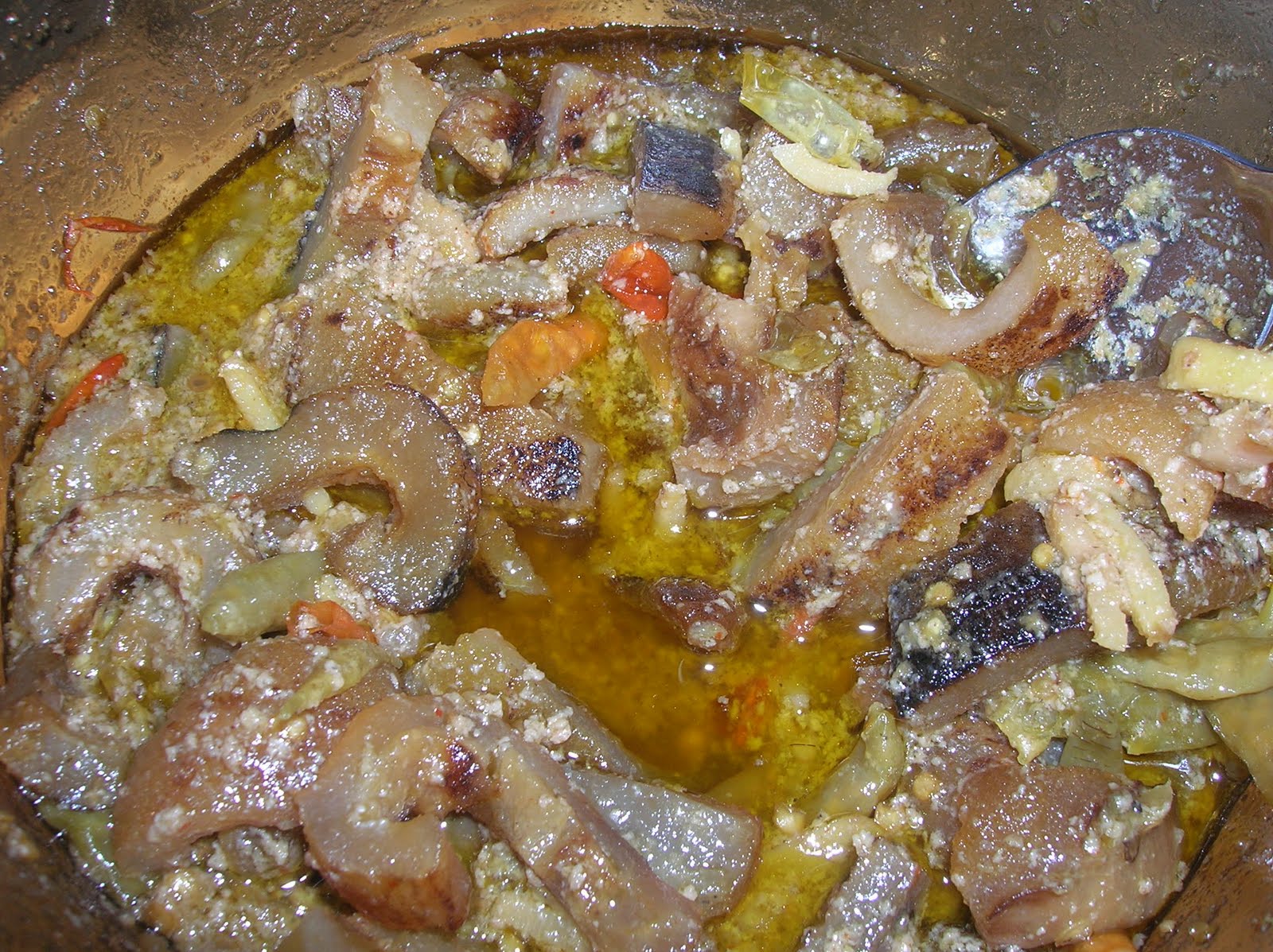 Lil Blog Big Ego: Makan Kulit Lembu