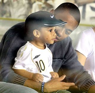 humble bumble: Soccer Players with Their Child(s)