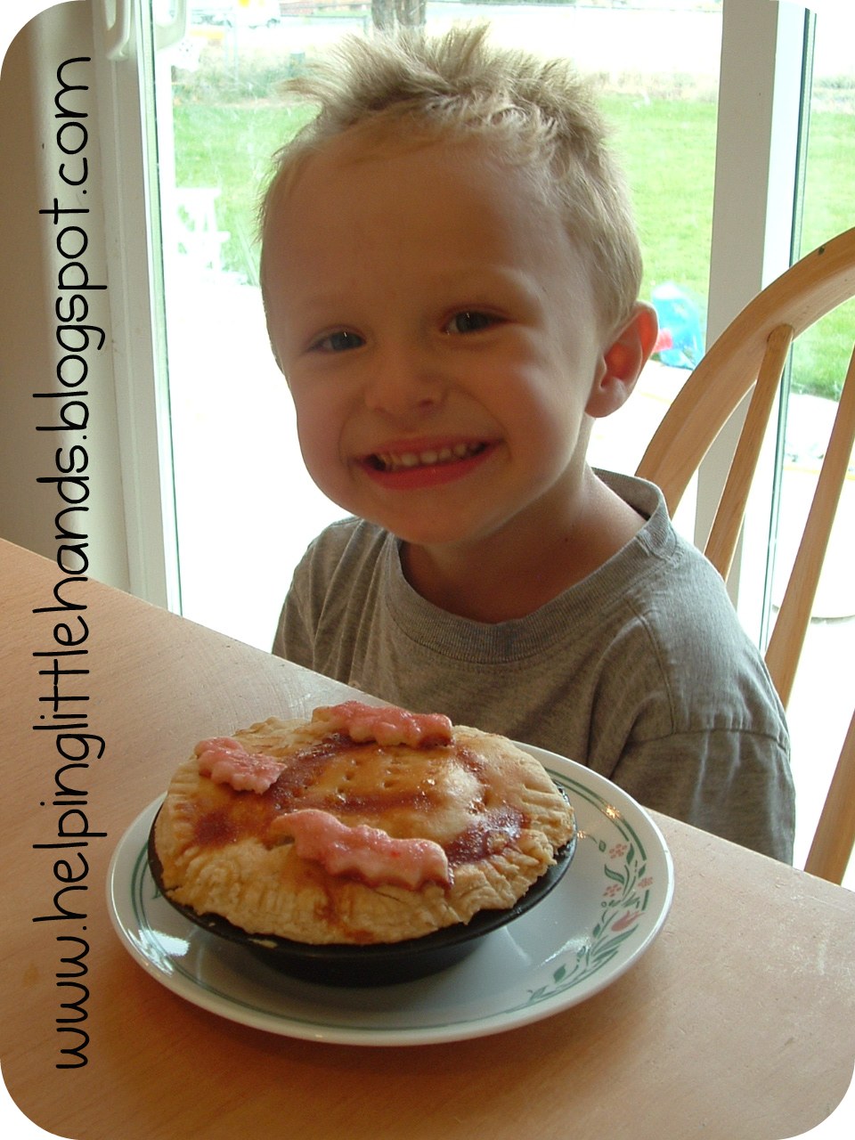 Pieces by Polly: The Apple Pie Tree & Easy Pie Topper Decorations