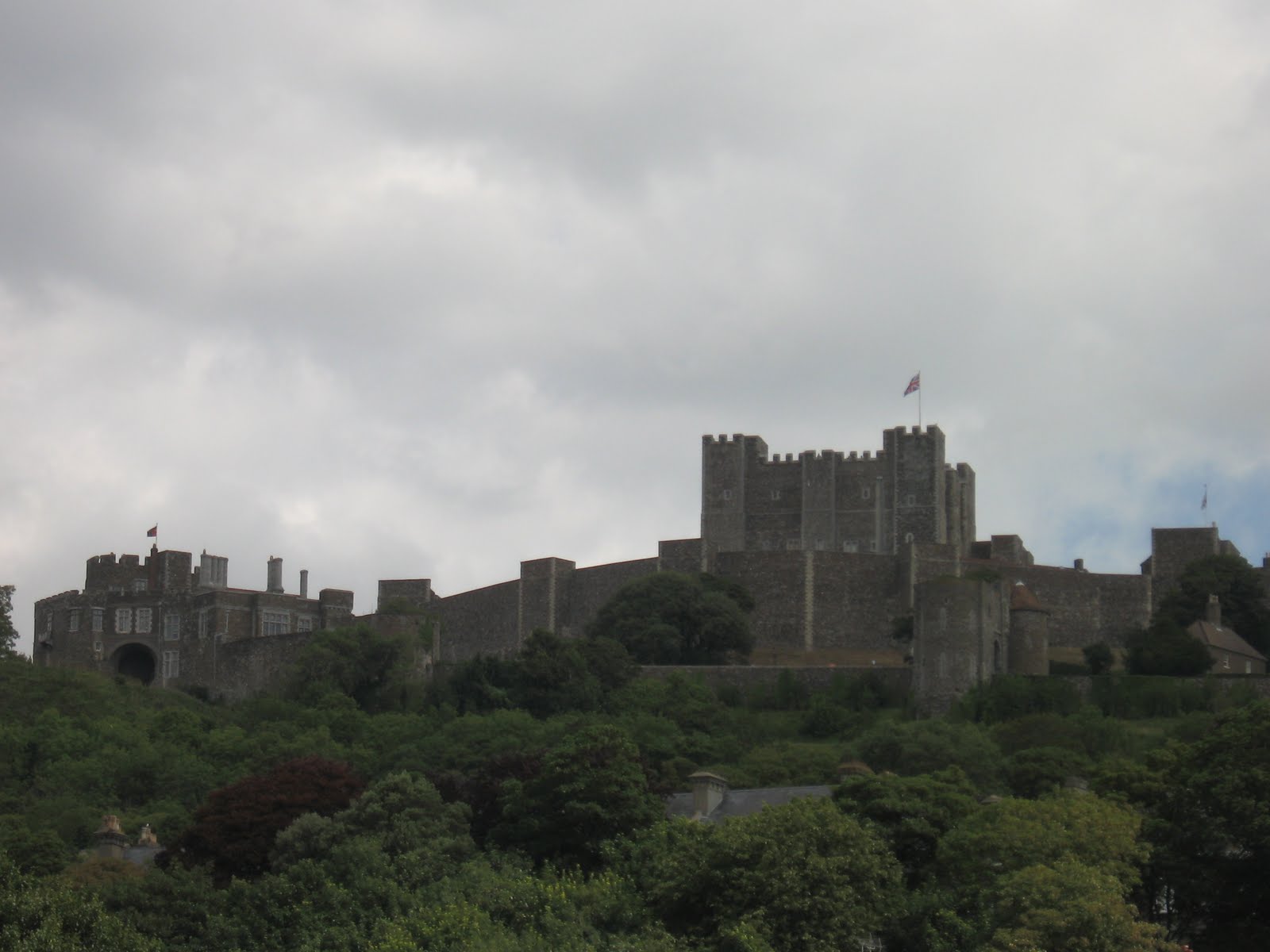 Pavio: Dover and France