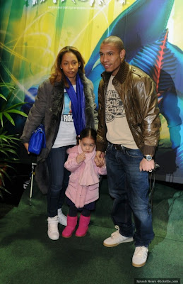 Uslaryti: Nigel de Jong Girlfriend Photos