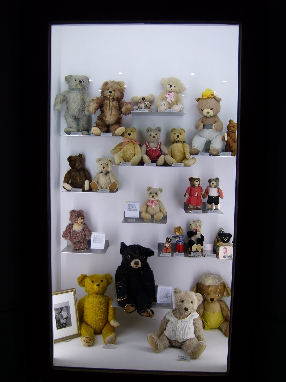 Michan Petite: South Korea: Jeju Teddy Bear Museum