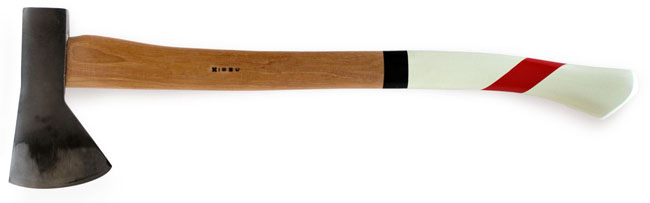 The Village Carpenter: Pretty Axes