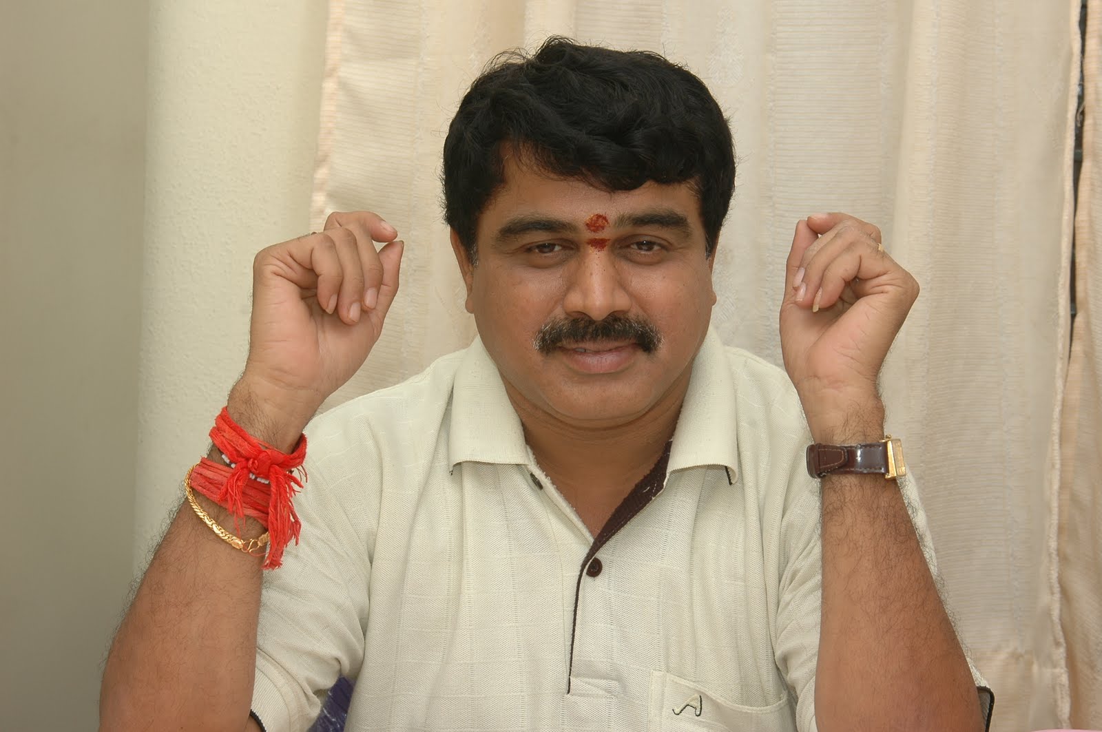 Nagabala Suresh Kumar: Suresh Kumar Close..... Photos.... Nagabala Suresh Kumar: Suresh Kumar Close..... Photos....