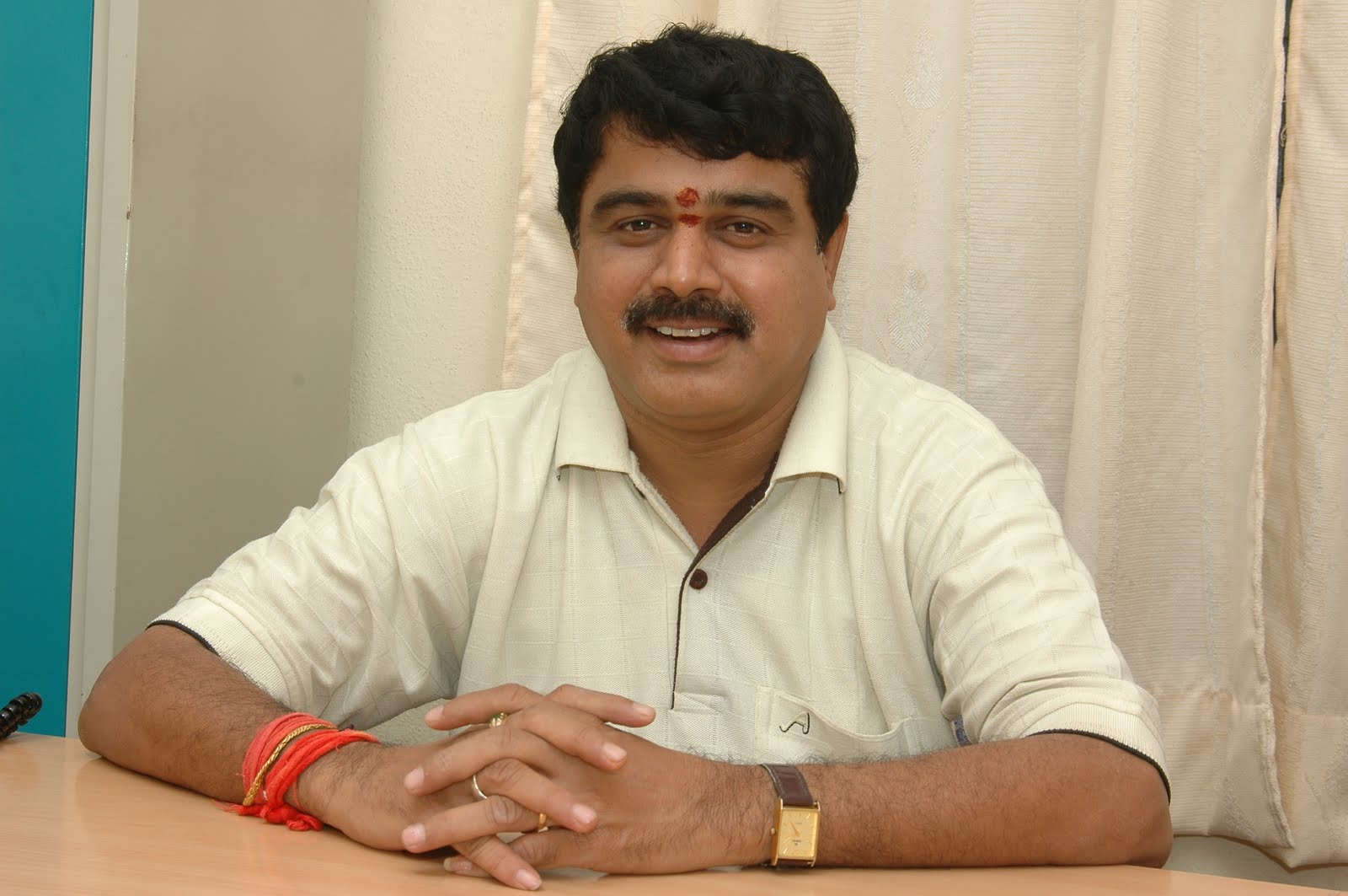 Nagabala Suresh Kumar: Suresh Kumar Close..... Photos....