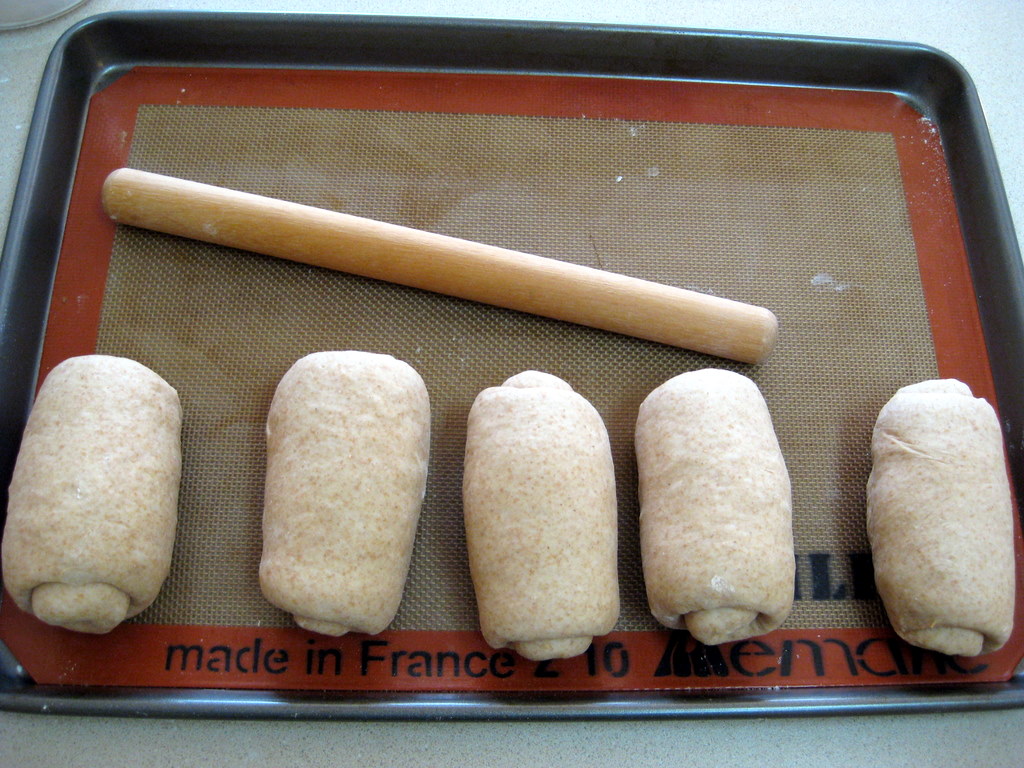 Whole wheat sandwich bread (Pullman loaf)