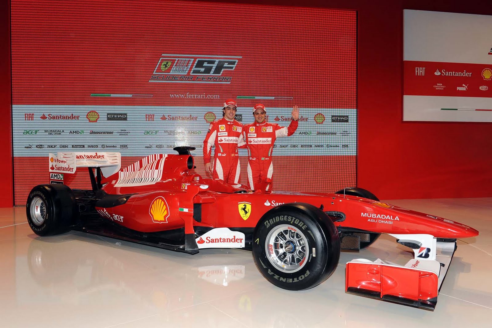 Otomotif dan Otosport: Inilah Mobil Terbaru Milik Tim F1 Ferrari