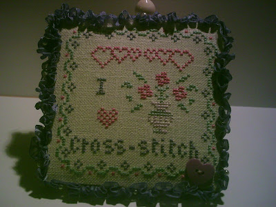 The World's Largest Collection of Smalls TOO: I Love Cross-Stitch Pinkeep