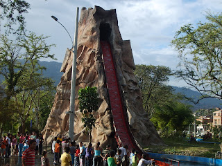 informacion disney: parque norte - medellin