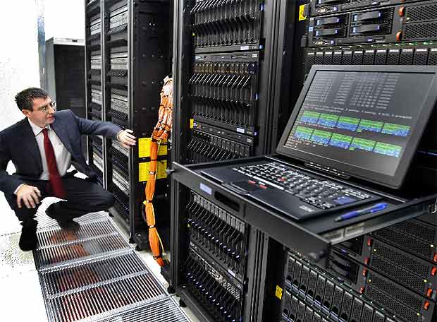 TIPOS DE COMPUTADORAS