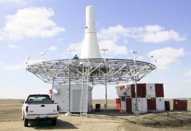 FARK.com: (7101769) What the heck is this thing? A decommissioned radar ...