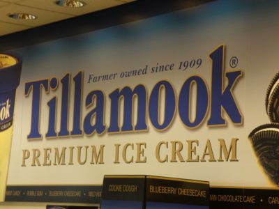 Summer Tour 2010: Tillamook Cheese Factory