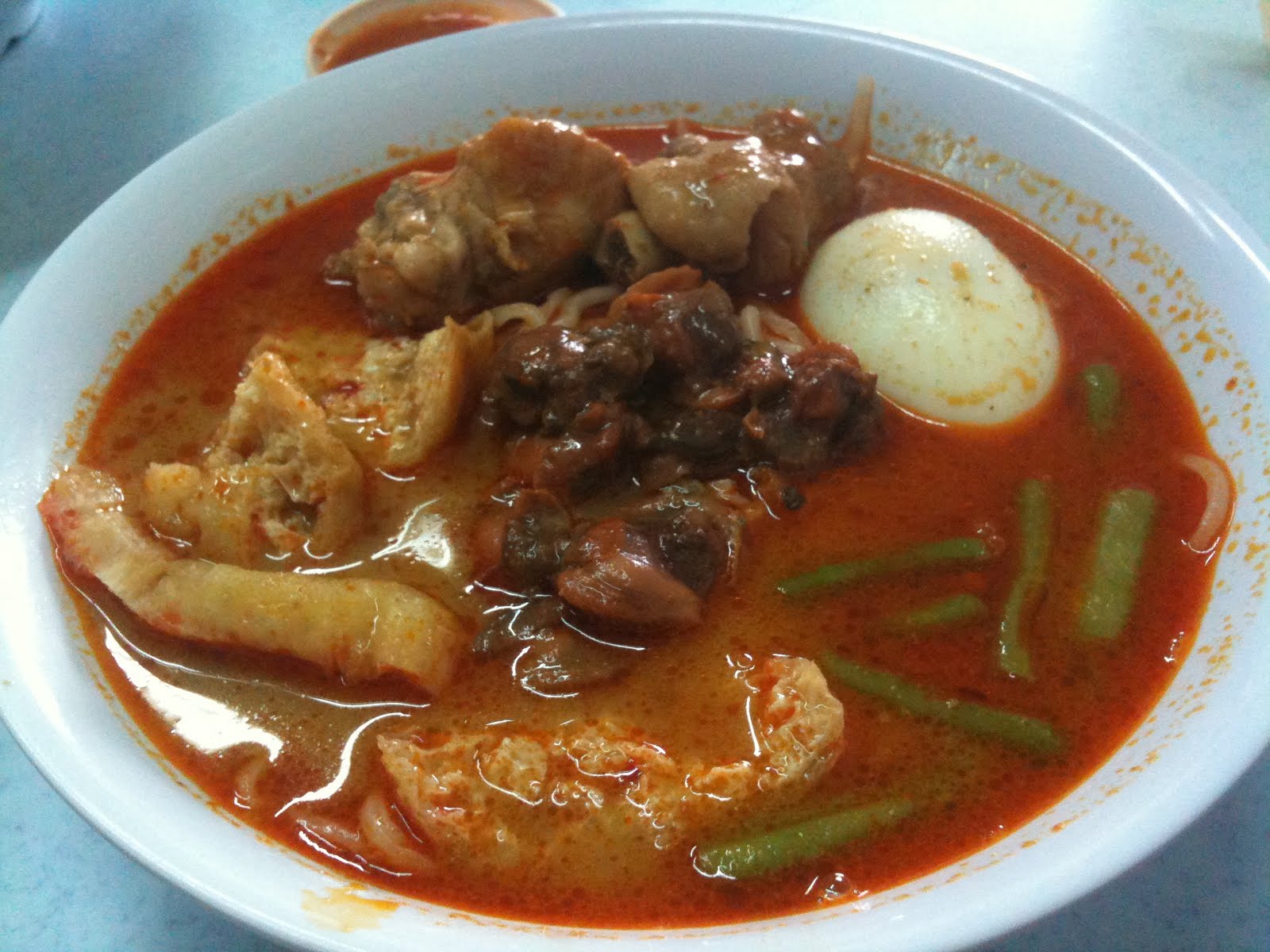 thule food quest: Madam Chiam Curry Noodle House @ Taman Connaught Cheras