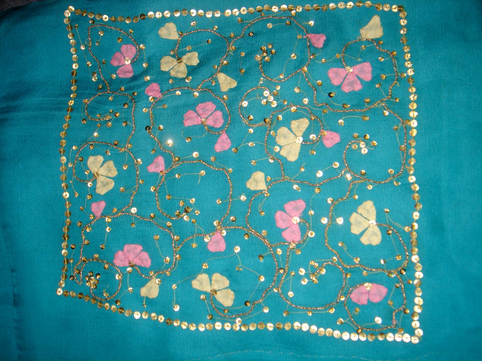 Phool-Patti Ka Kaam: Reviving a Traditional Indian Applique Embroidery