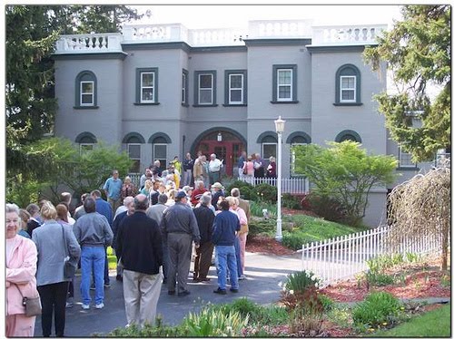 RETRO KIMMER'S BLOG: HARRY BENNETTS CASTLE