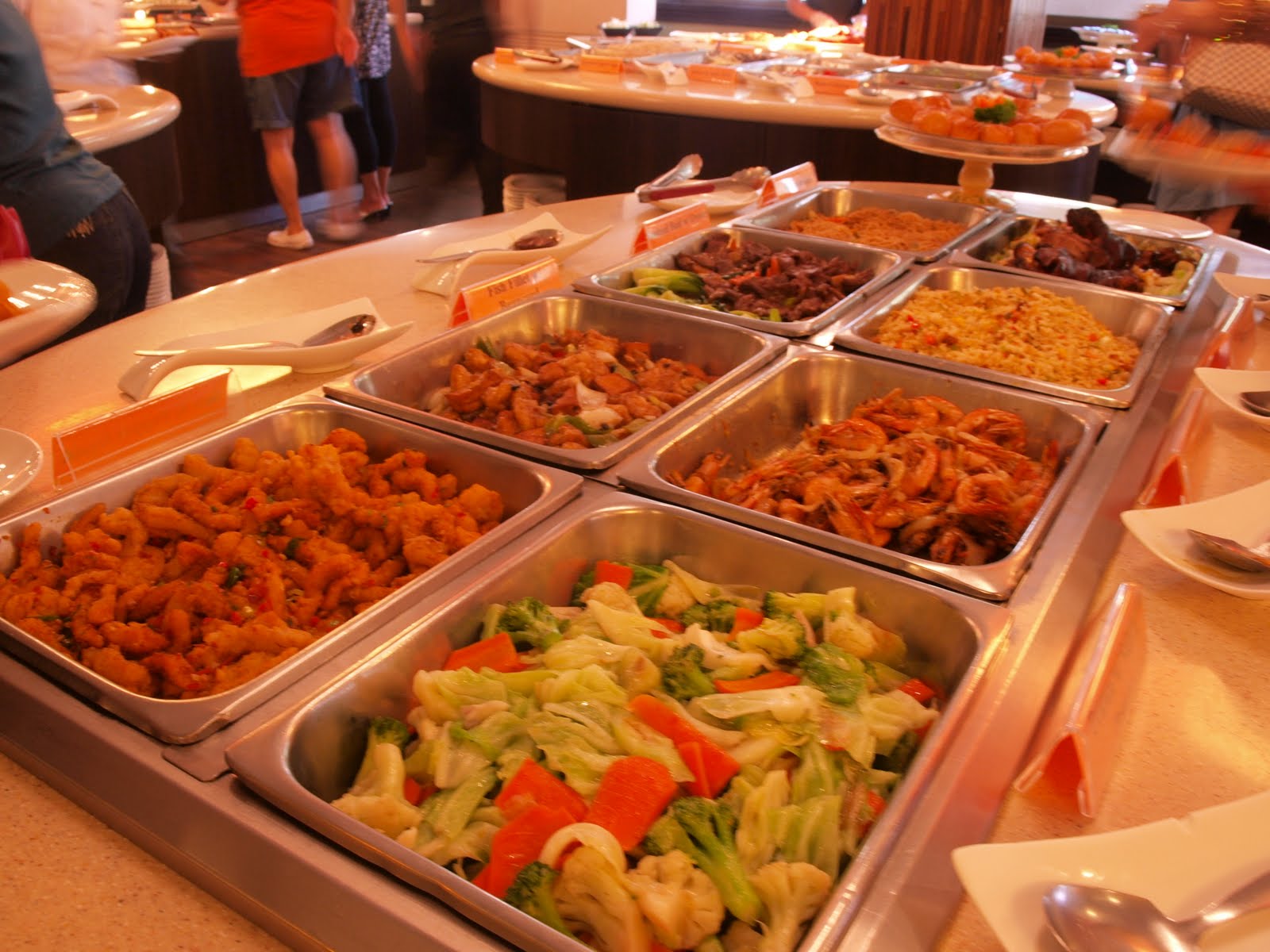 On an empty stomach: The Buffet Specialist -- Chinatown