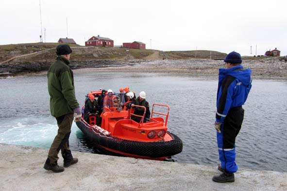 Bjørnøya: KV Barentshav