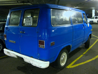 OLD PARKED CARS.: 1980 Chevrolet G10 Van.