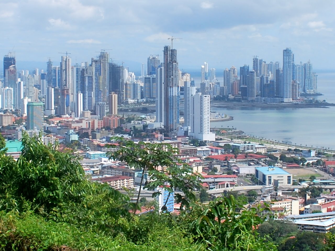Jan Axel's Blog: Panama City from the Ancon Hill