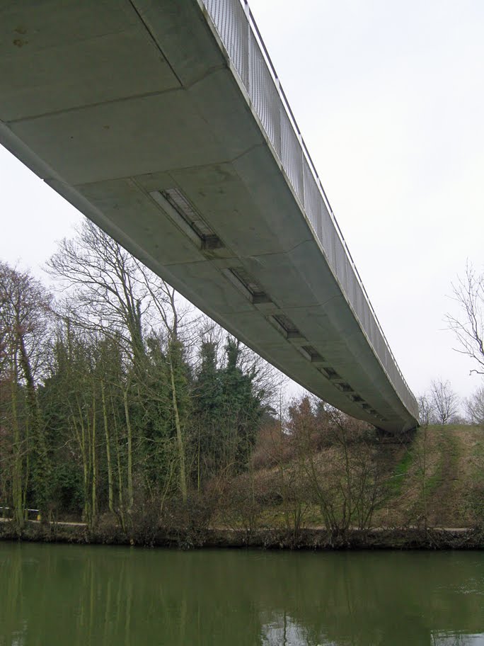 The Happy Pontist: Kent Bridges: 2. Kent Messenger Millennium Bridge