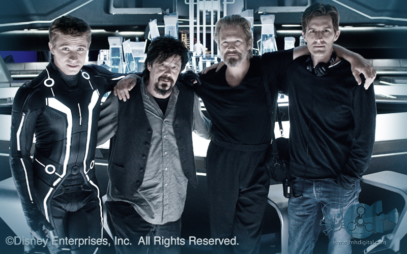 Howlin' Wolf Records: SIX STRINGS: Tron: Legacy [2010] - Cast And Crew